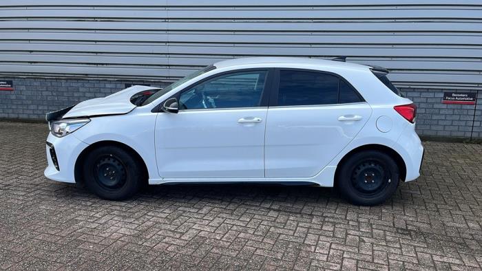 Kia Rio IV 1.2 MPI 16V Sloopvoertuig (2019, Wit) Focus Automotive