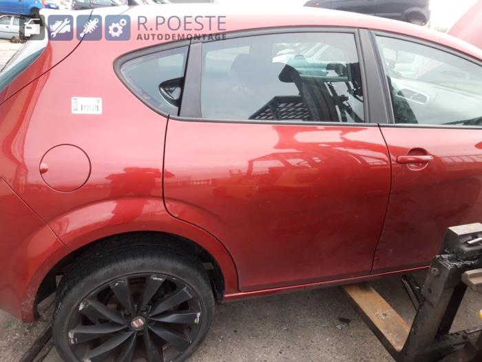 Seat Leon 1.6 Sloopvoertuig (2005, Rood)