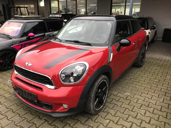 Mini Paceman 2.0 16V Cooper SD Occasion (2012, Donker, Metallic, Rood)