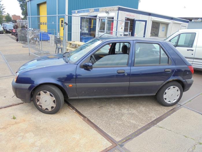 Ford Fiesta IV/V 1.25 16V Sloopvoertuig (2001, Blauw)