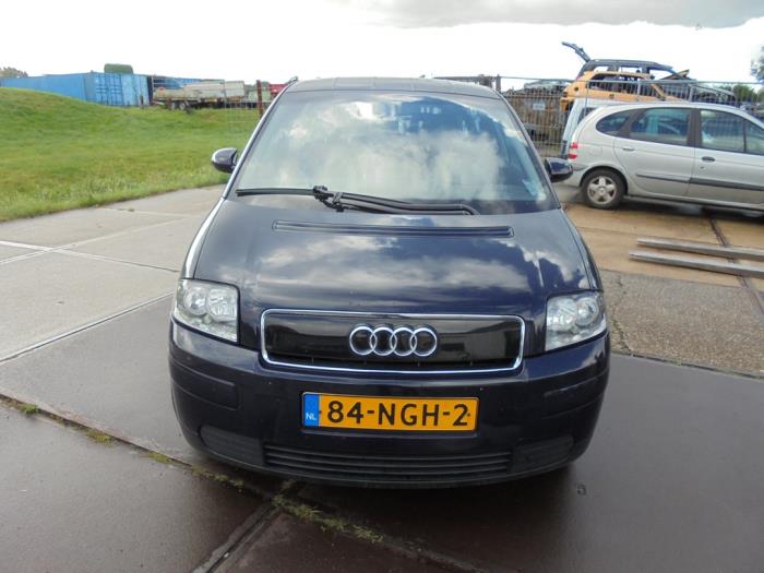 Audi A2 1.6 FSI 16V Sloopvoertuig (2002, Blauw)