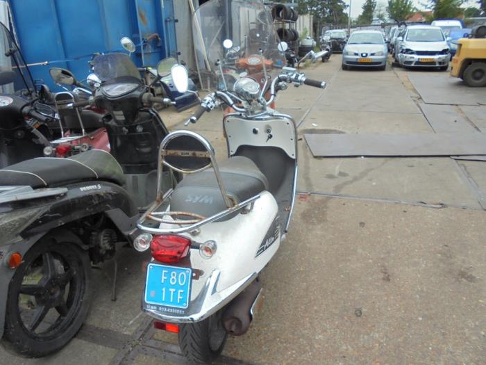 Sym Allo Scooter (Sloopvoertuig, 2014, Graniet)