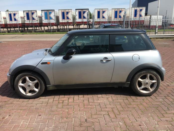 Mini Mini One/Cooper (R50) 1.6 16V One (sloop, bouwjaar 2002, kleur ...