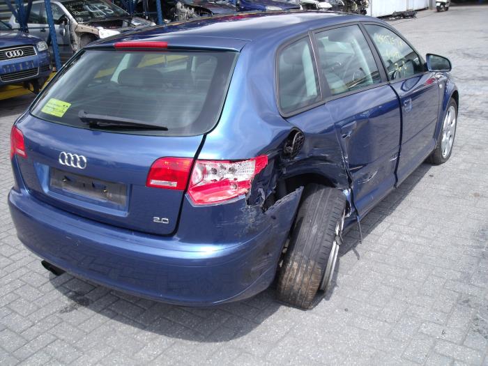 Audi A3 Sportback 2.0 FSI 16V Sloopvoertuig (2004, Blauw)