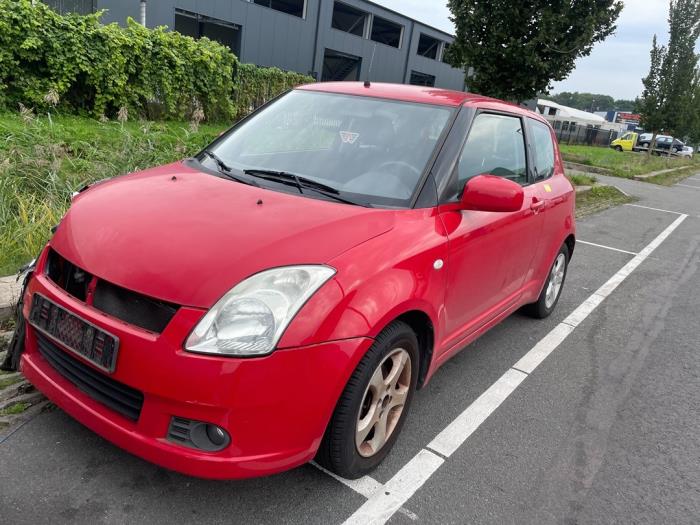 Suzuki Swift 1.3 VVT 16V Sloopvoertuig (2006, Rood)