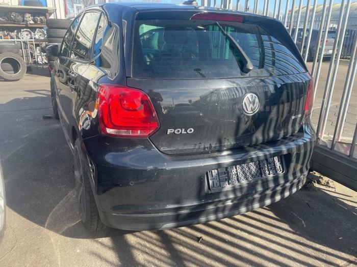 Volkswagen Polo V 1.2 TDI 12V BlueMotion Sloopvoertuig (2010, Zwart)