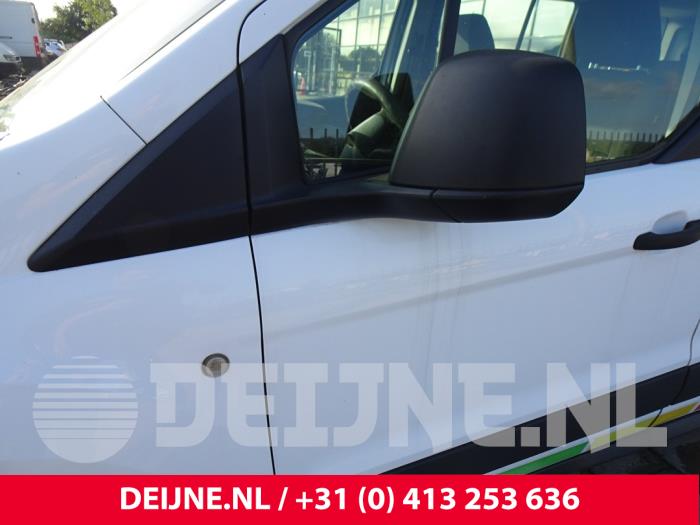 Ford Tourneo Connect/Grand Tourneo Connect 1.5 TDCi Schadevoertuig ...