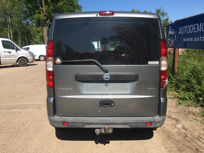 Fiat Doblo Cargo 1.9 JTD Sloopvoertuig (2009, Licht, Muisgrijs)