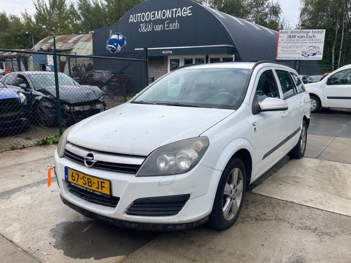 Opel Astra H SW 1.6 16V Twinport Sloopvoertuig (2005, Wit)