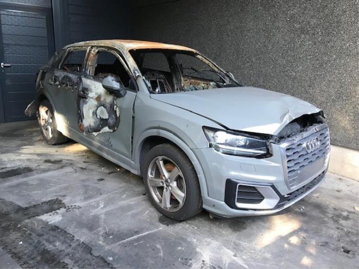 Audi Q2 1.6 30 TDI 16V Sloopvoertuig (2017, Muisgrijs)