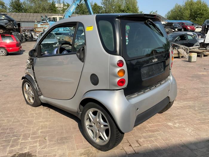 Smart City-Coupé 0.6 Turbo i.c. Smart&Pulse Schadevoertuig (1999, Grijs)
