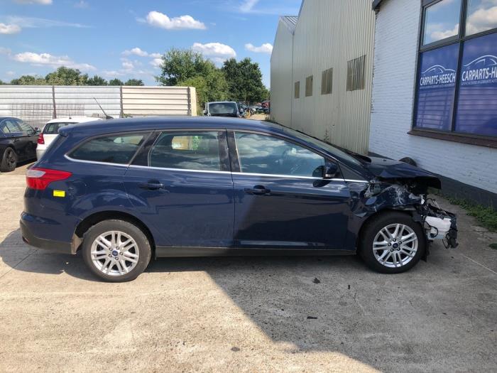 Ford Focus 3 Wagon 1.0 Ti-VCT EcoBoost 12V 125 Sloopvoertuig (2013, Blauw)
