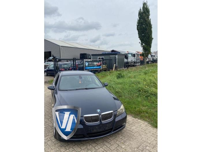 BMW 3 serie 325i 24V Sloopvoertuig (2005, Metallic, Blauw)