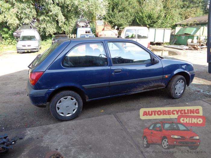 Ford Fiesta IV/V 1.3 Sloopvoertuig (2001, Blauw)