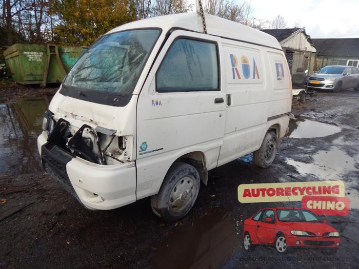 Piaggio Porter Electric-Power Sloopvoertuig (2012, Wit)