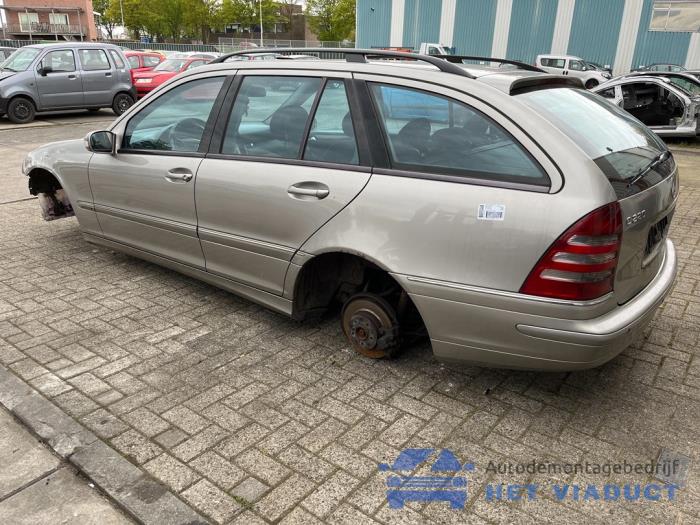 Mercedes C Combi 2.2 C-220 CDI 16V Sloopvoertuig (2003, Grijs)