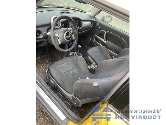 Mini Mini One/Cooper 1.6 16V One Sloopvoertuig (2005, Geel)