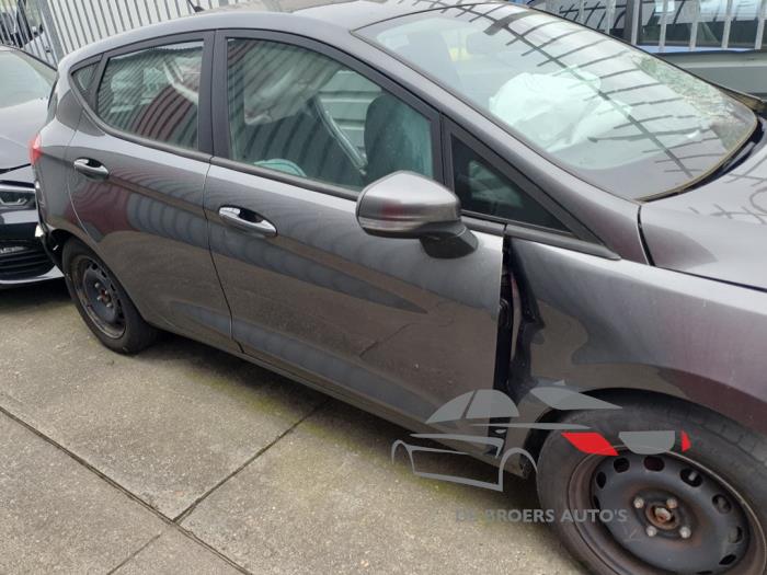 Ford Fiesta 7 1.5 TDCi 85 Sloopvoertuig (2020, Donker, Grijs)